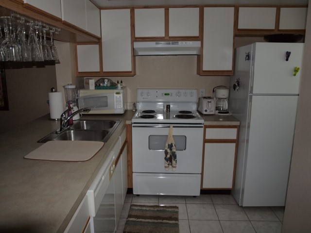 SW Kingsway Circle – Lake Suzy – Rent Me Florida Vacation Rentals